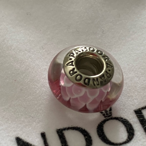 Pandora | Jewelry | Preowned Pandora Pink Petals Murano Glass Bead ...